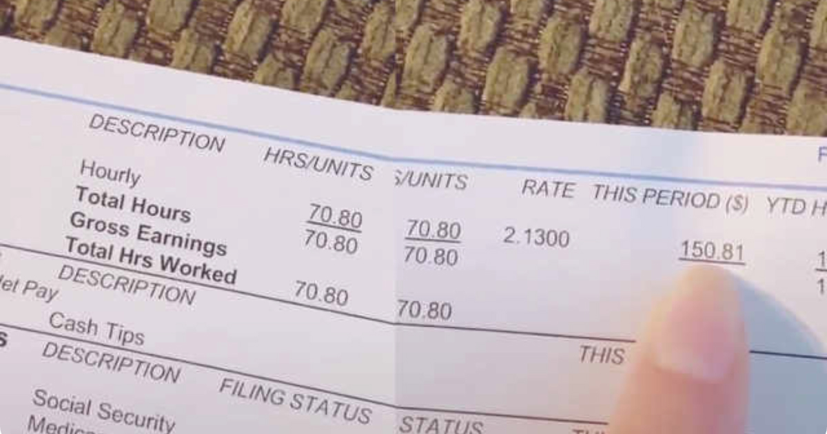 Waitress Speaks On The Importance Of Tipping After Receiving Her Check ...